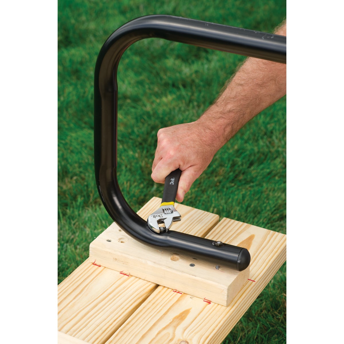 Jack Post Black Steel Picnic Table Frame Kit – Hemlock Hardware