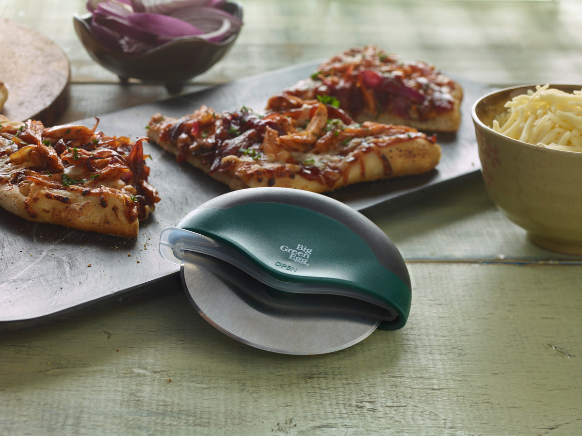 Big Green Egg Compact Pizza Wheel – Hemlock Hardware